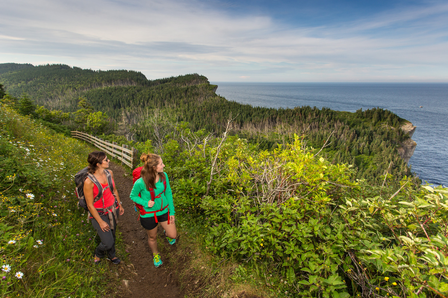 Côte-de-Gaspé — Place aux jeunes en région